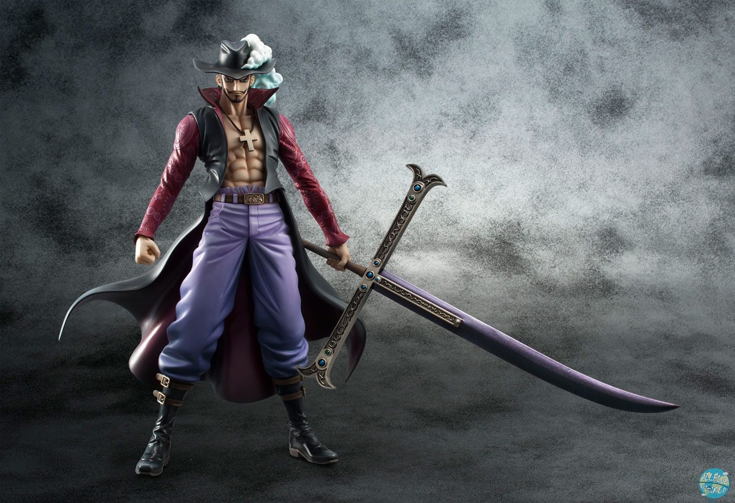 One Piece - Mihawk Statue - Excellent... | Allblue World: Anime Figuren ...